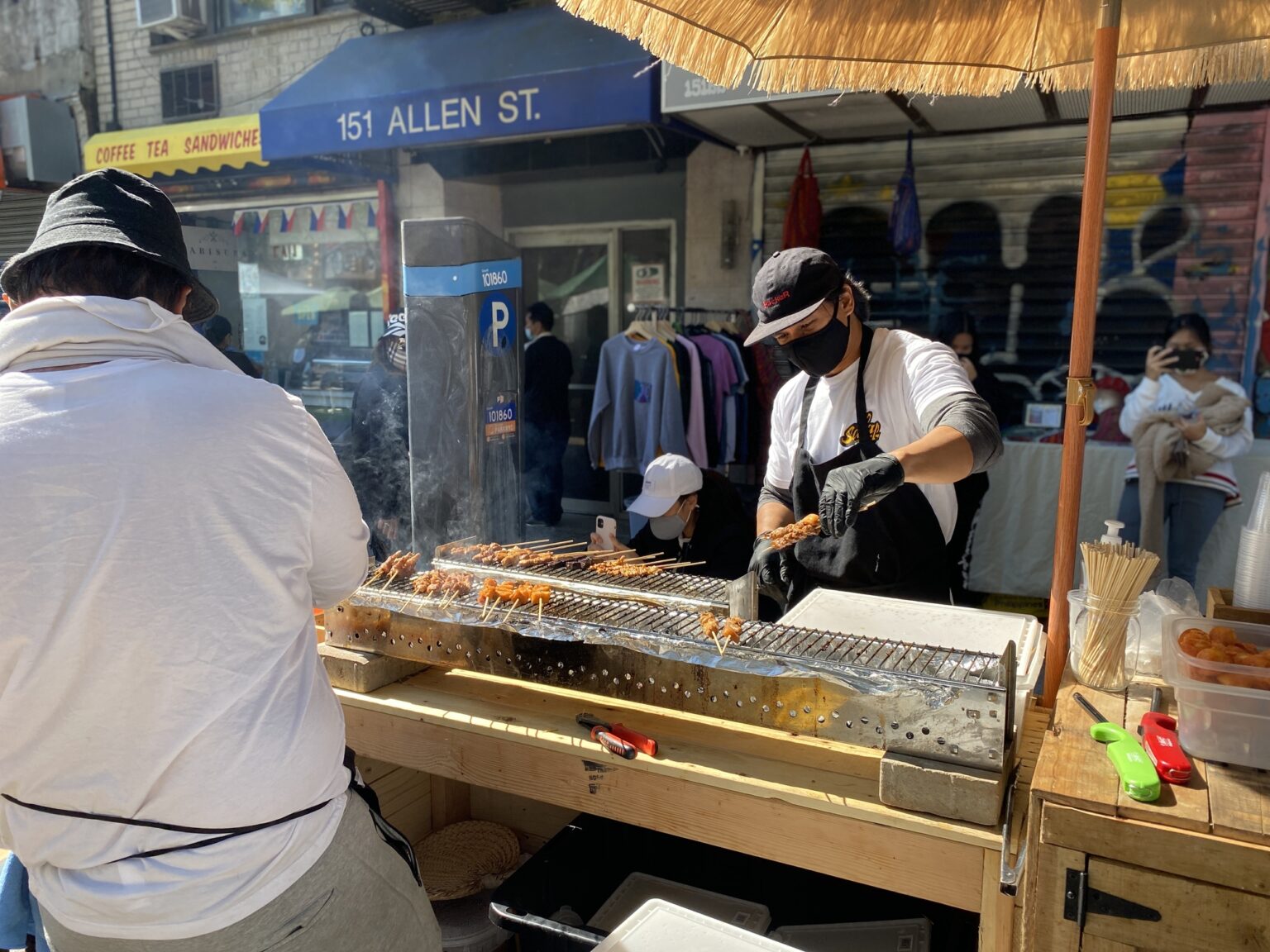 Filipino Pop Up Stand Serves New Yorkers Nostalgia On a Stick – Cooper ...