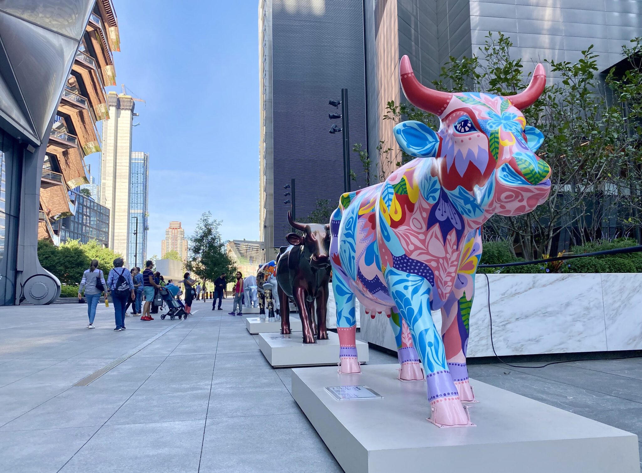Holy Cow: CowParade returns to NYC for first time in 21 years – Cooper ...